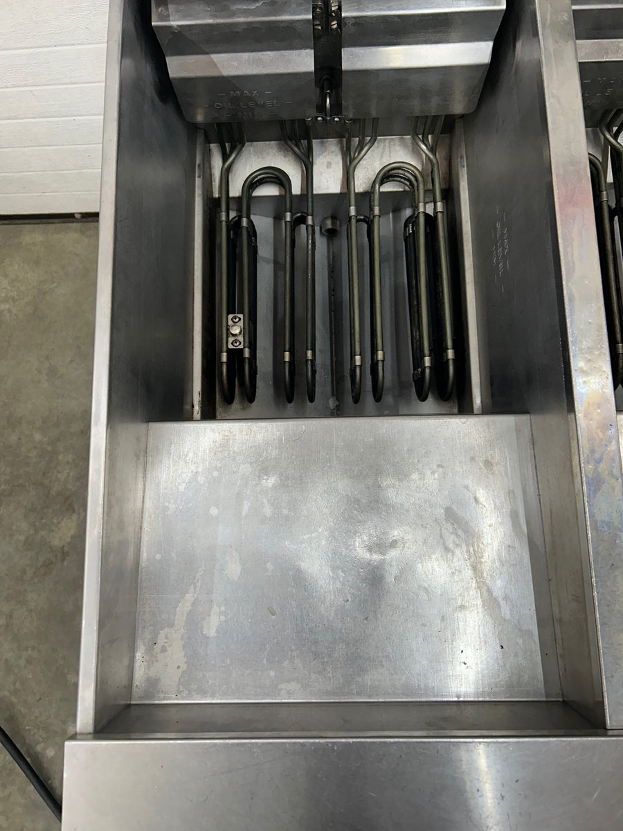 Pitco SE14X Electric Double Fryer480V with SEBNB14-Cabinent Fry Dump S ...