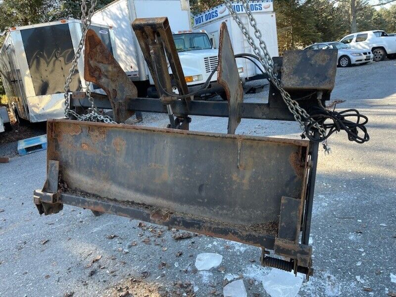 Maxon Tuk-a-way 72-2500 Lift Gate 2500# Capacity – MS Restaurant ...